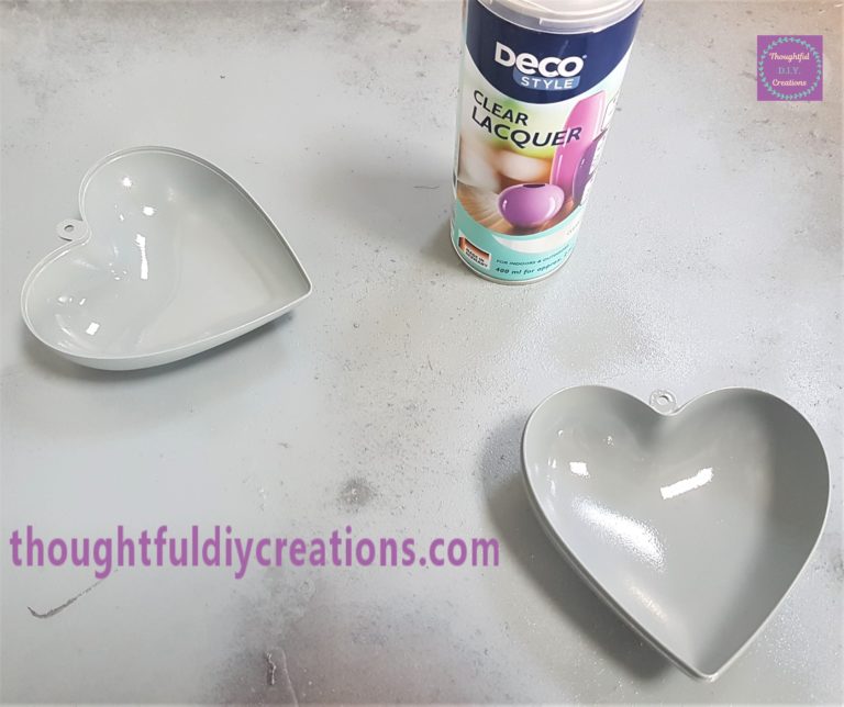 Up-Cycled Plastic Heart - thoughtfuldiycreations D.I.Y. Home Decor Craft.